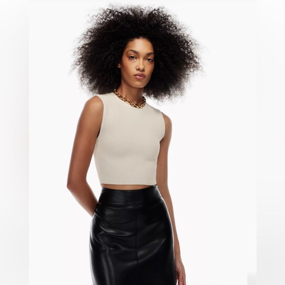 Aritzia | Tops | Aritzia Sculpt Knit Muscle Cropped Tank | Poshmark